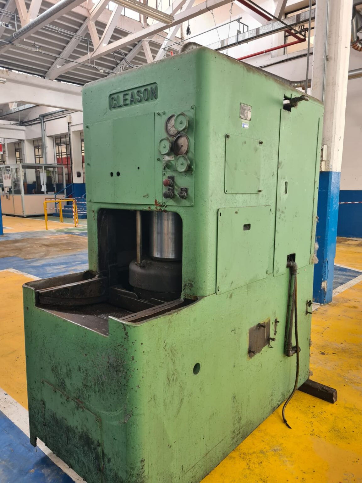 Gleason 537 Gear Quenching Press - A.K. Machine Traders