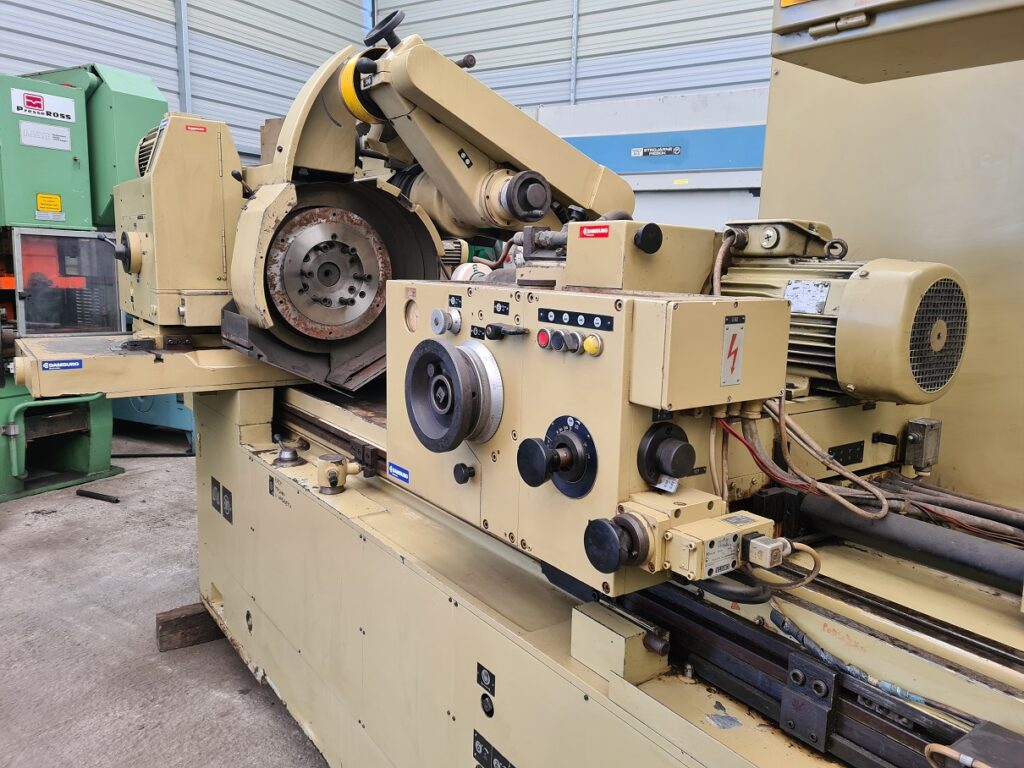 WMW SI 6 Internal Grinding Machine - A.K. Machine Traders